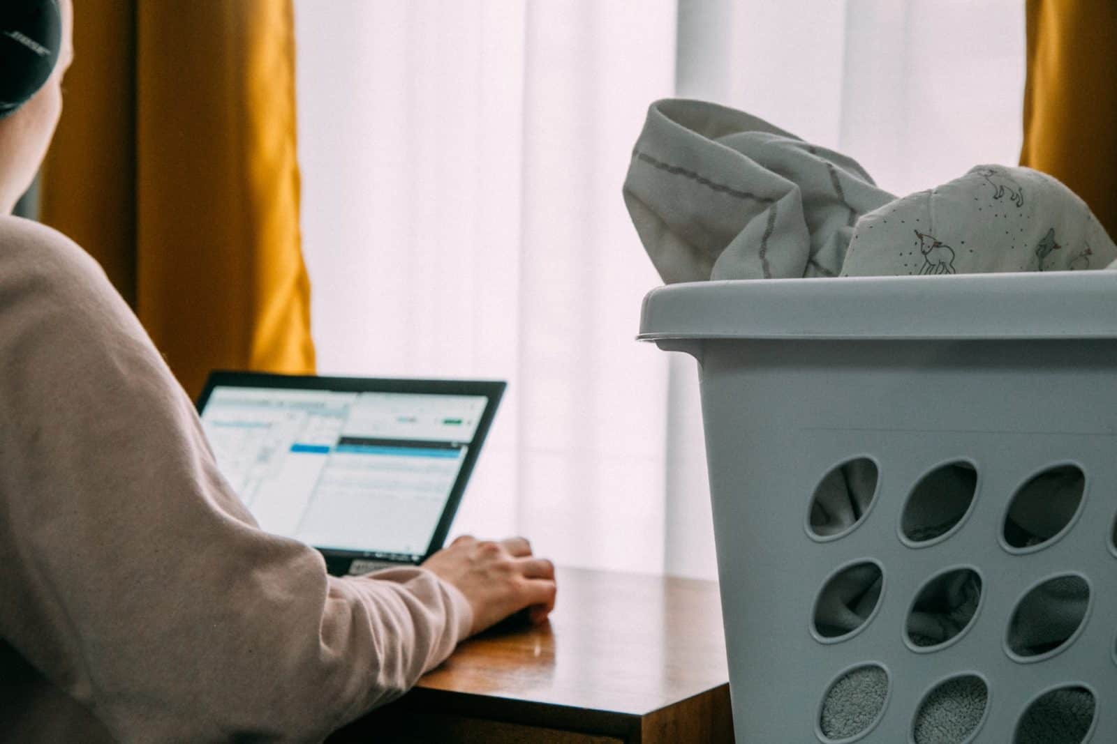 Working Moms Can Thrive in the New Remote-work Post-COVID Workplace ...
